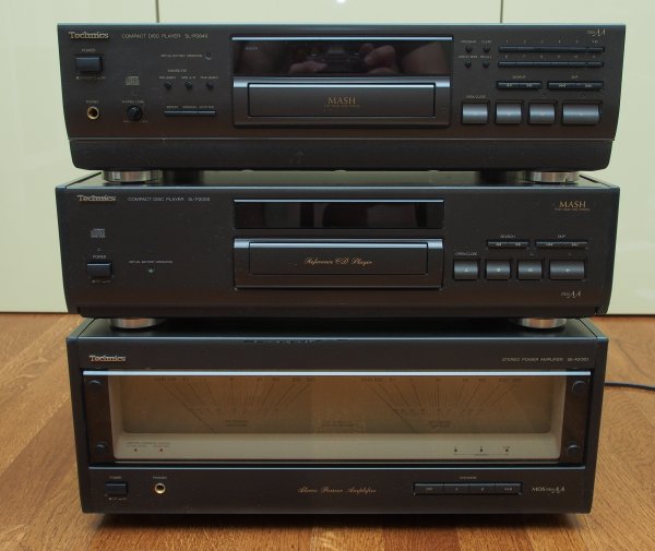 Technics SE-A2000, Technics SL-P2000, Technics SL-PS840