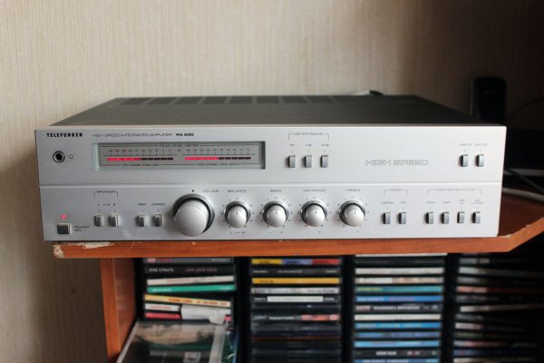 Telefunken RA-200, Германия