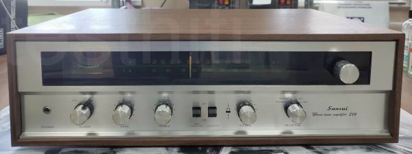 Sansui Stereo Tuner Amplifier 210. ежедневно. отправка